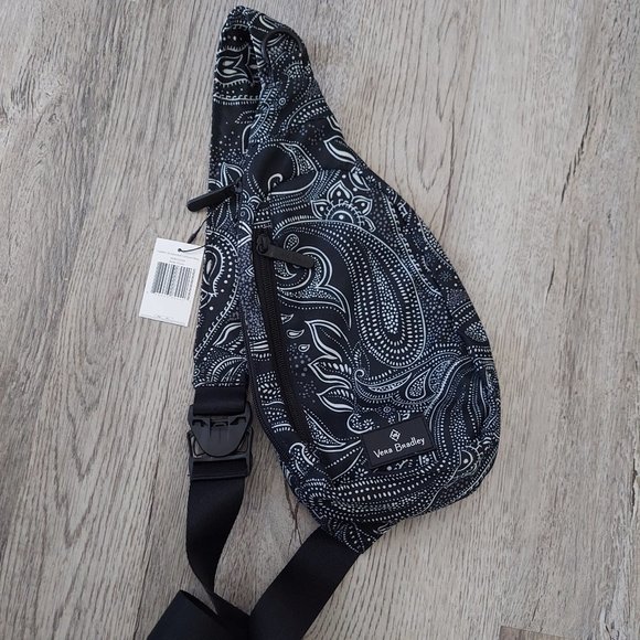 Vera Bradley | Bags | Vera Bradley Lighten Up Essentials Compact Sling ...